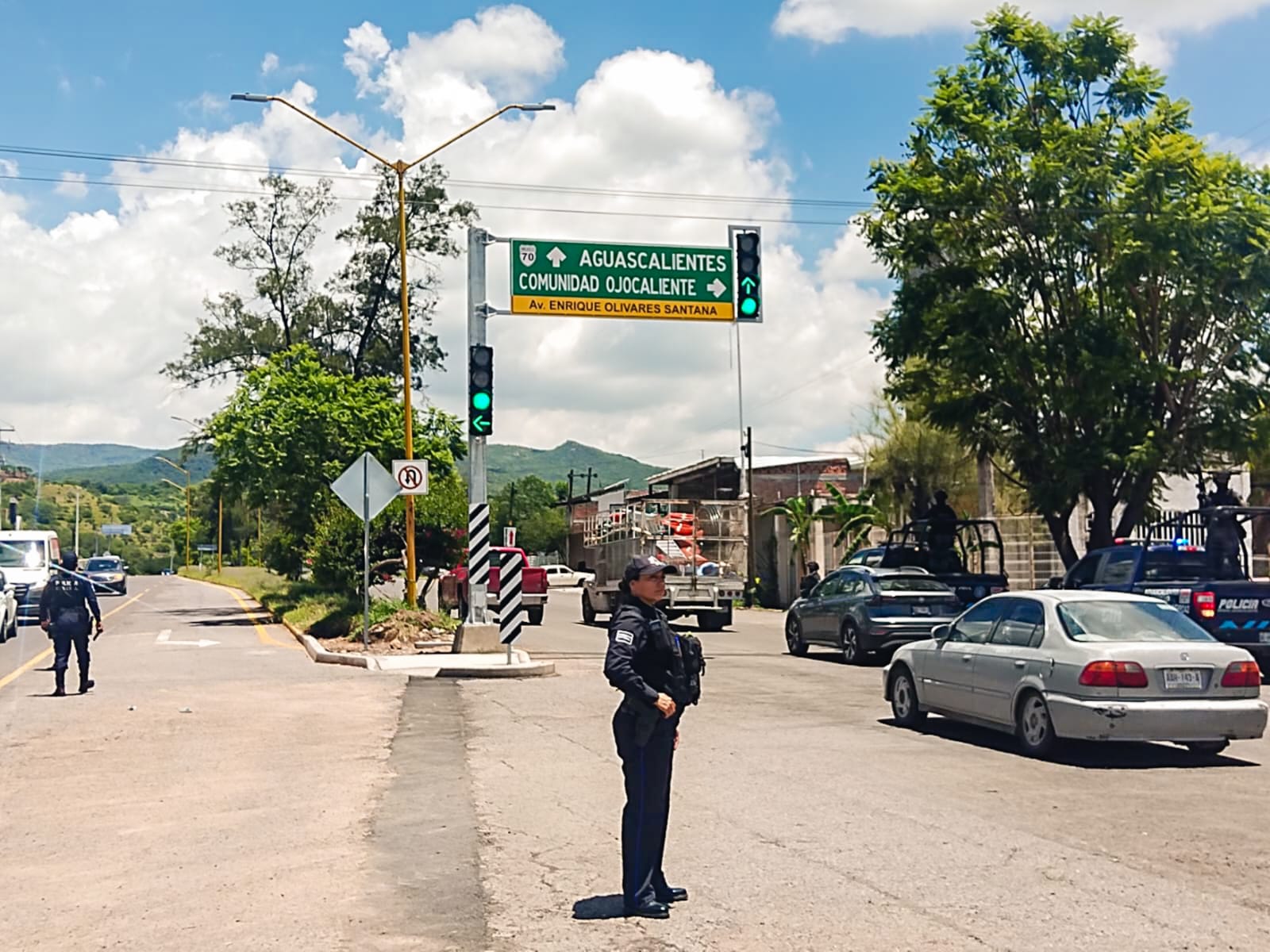 «CALVILLO PONE EN MARCHA SEMÁFOROS EN EL ENTRONQUE DE OJOCALIENTE»